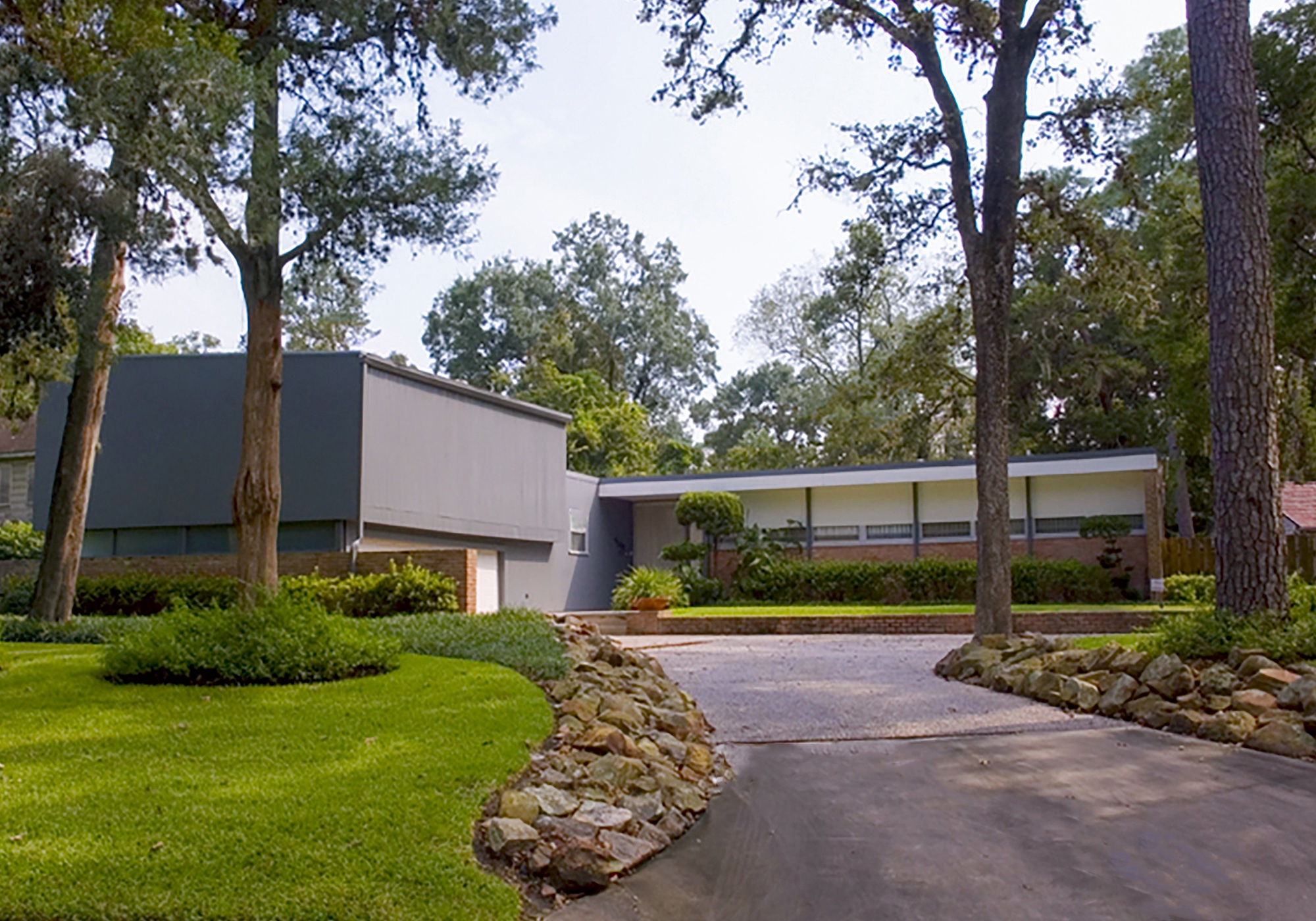 Making Houston Modern: The Life and Architecture of Howard Barnstone - JAE